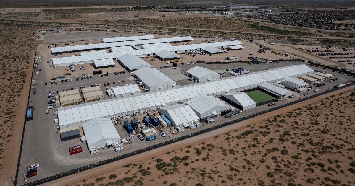 Meet the tent company eyeing billions in Trump’s deportation plans | The Texas Tribune